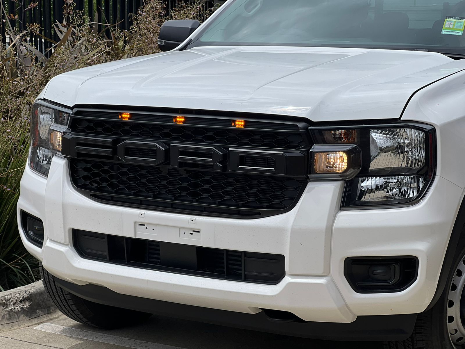 Front Grille For Ford Ranger PX2 MK2 Wildtrak 2015 - 2019 With DRL LED