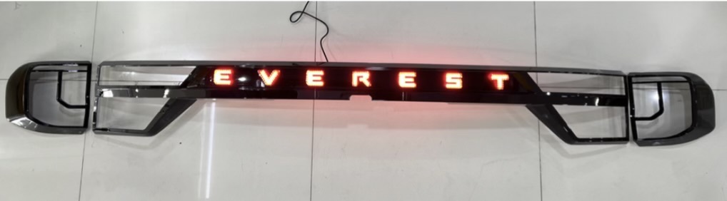 LED TAIL GATE COVER HEAD LIGHT TAIL LIGHTS FOR FORD EVEREST NEXT GEN 2022+