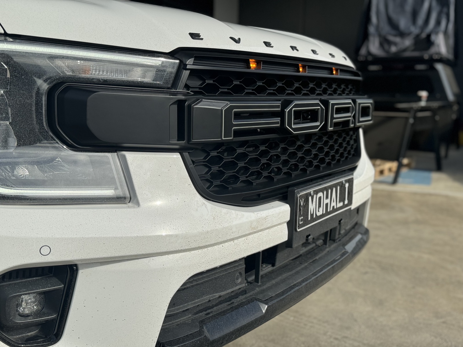 Front Grille For Ford Ranger PX2 MK2 Wildtrak 2015 - 2019 With DRL LED